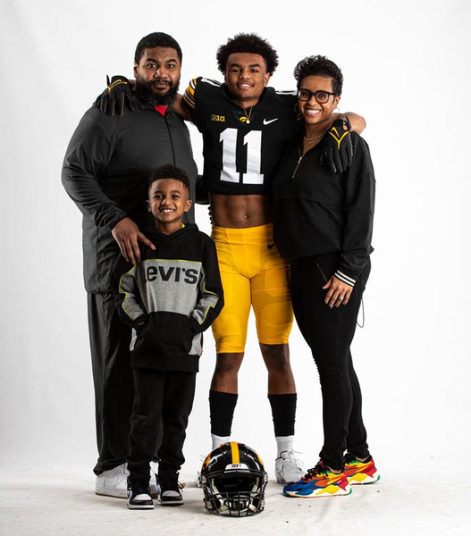 Swarm23 – Kahlil Tate – University of Iowa Athletics