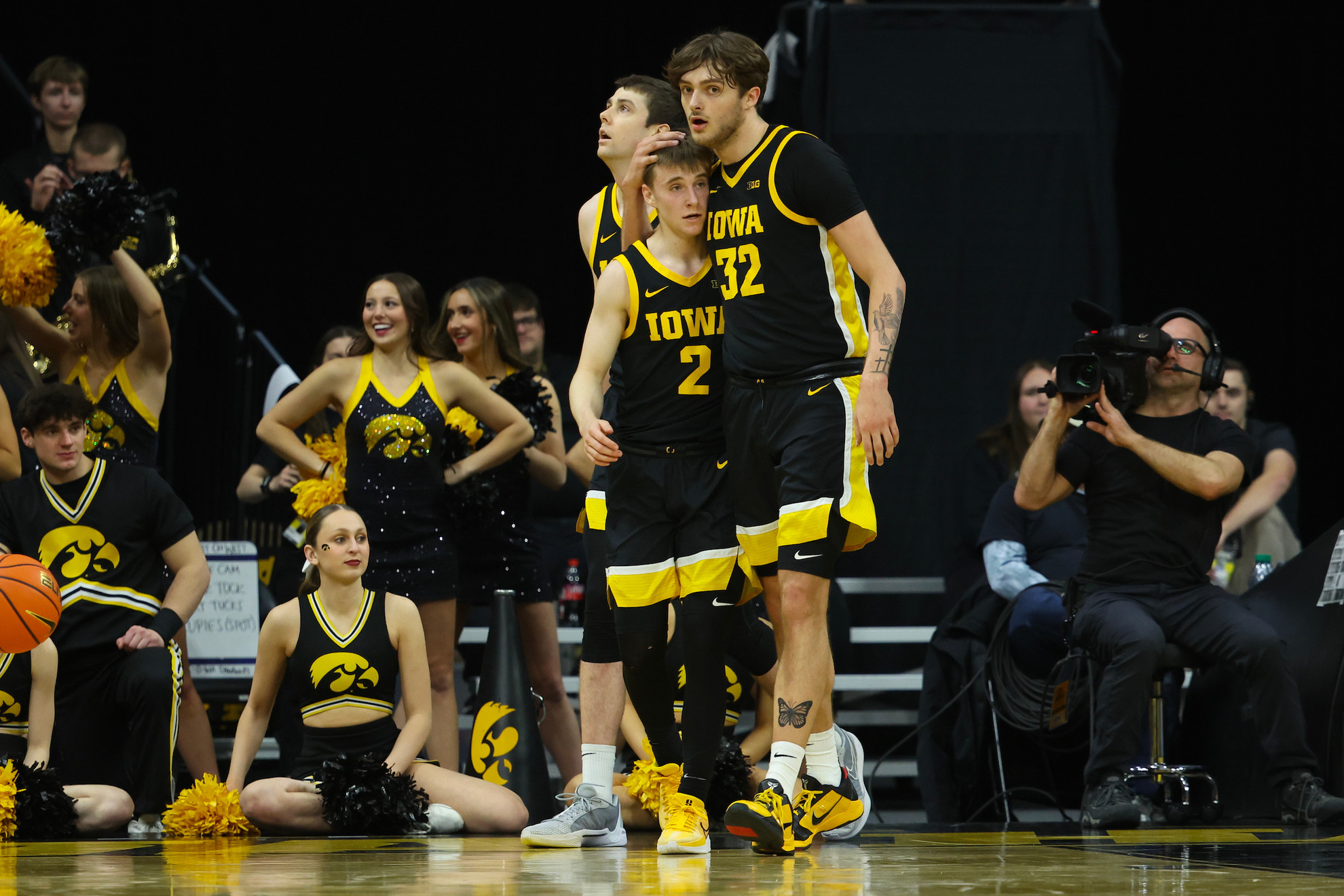 Iowa to Face WAZZU in Quad Cities Hoops Showdown - Iowa Hawkeyes ...