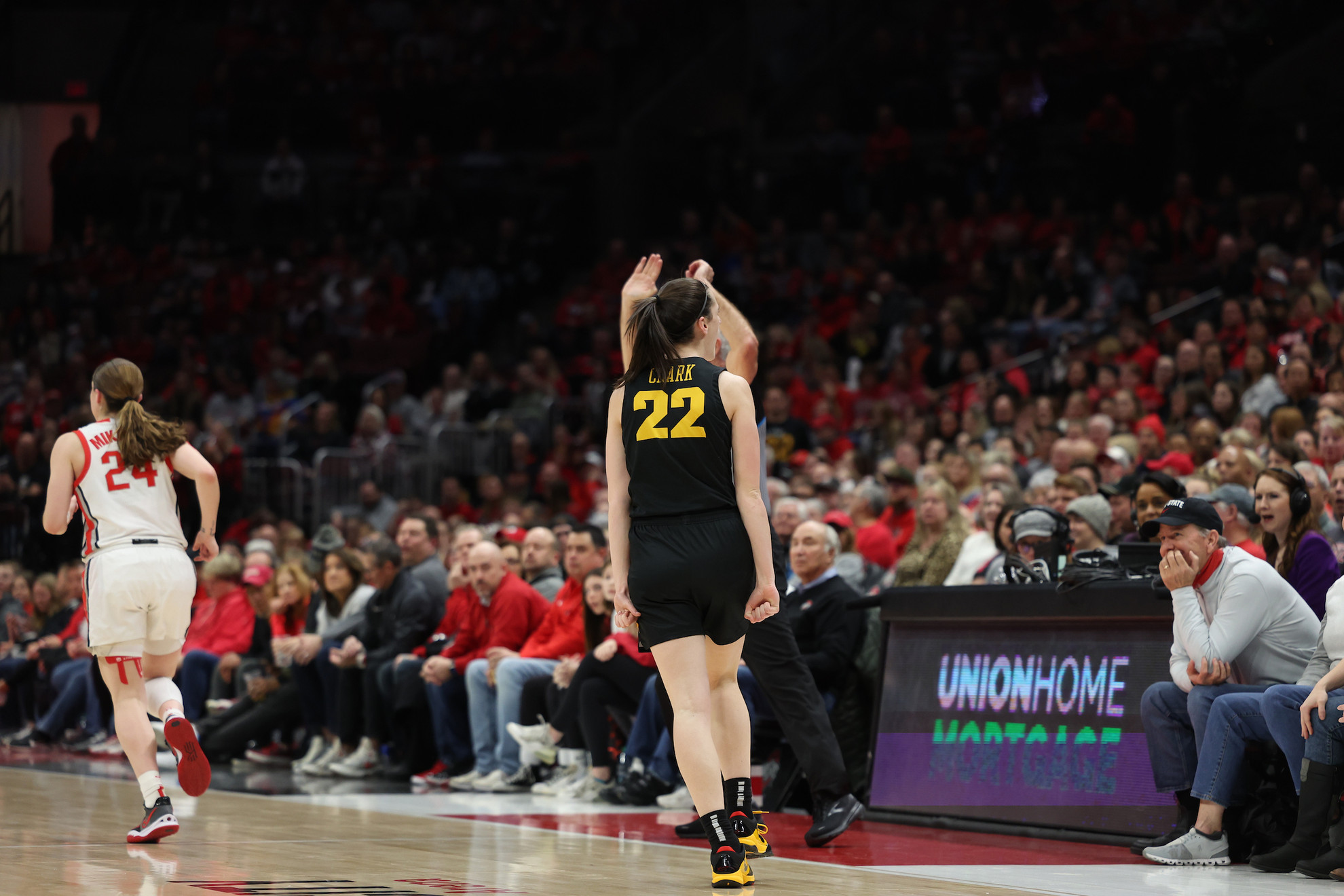 No. 10 Hawkeyes Buck No. 2 Ohio State’s Perfect Record, 83-72 - Iowa ...