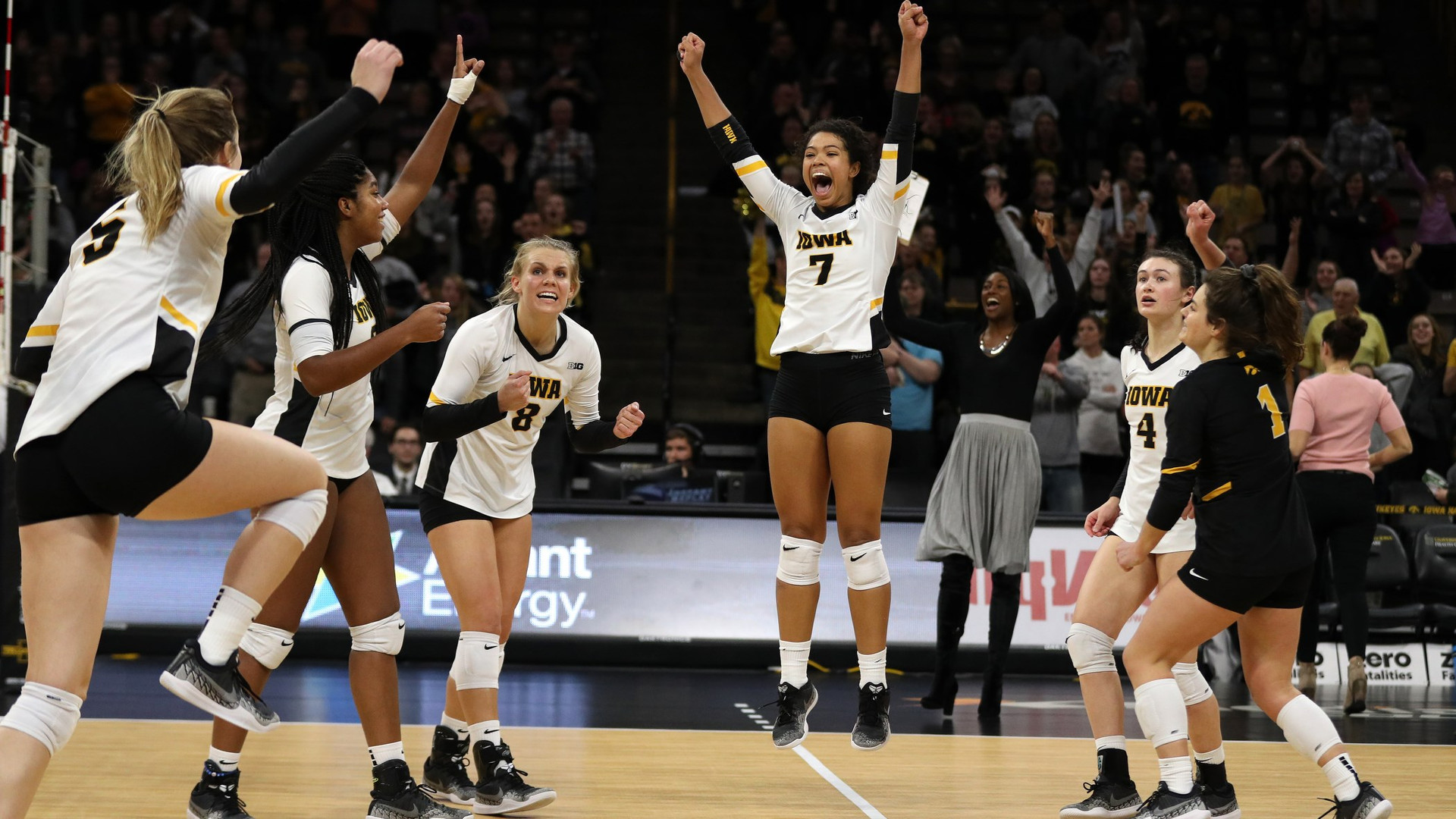 5 Reasons to Be An Iowa Volleyball Season Ticket Holder – University of ...