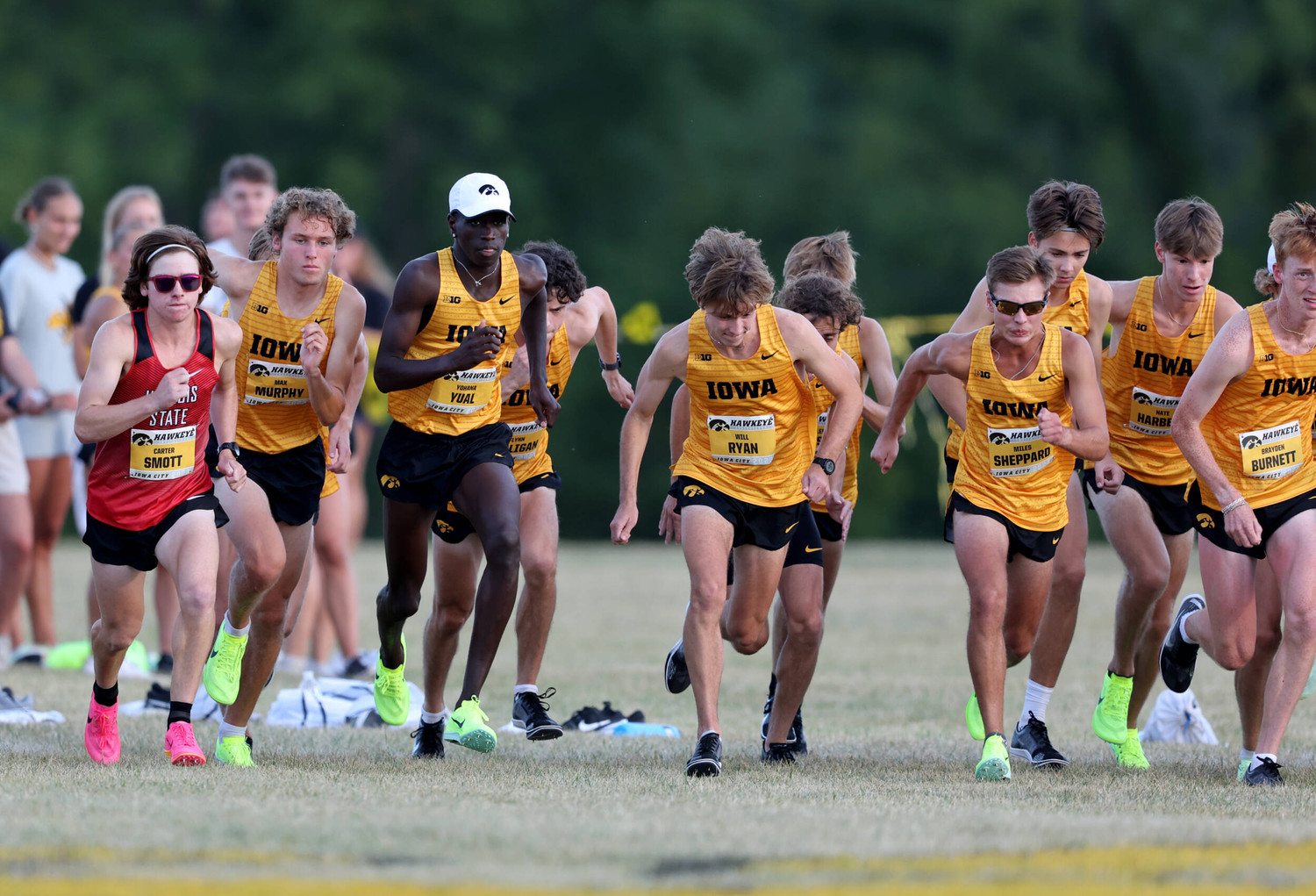 Photos: Iowa Cross Country Hawkeye Invite – University of Iowa Athletics