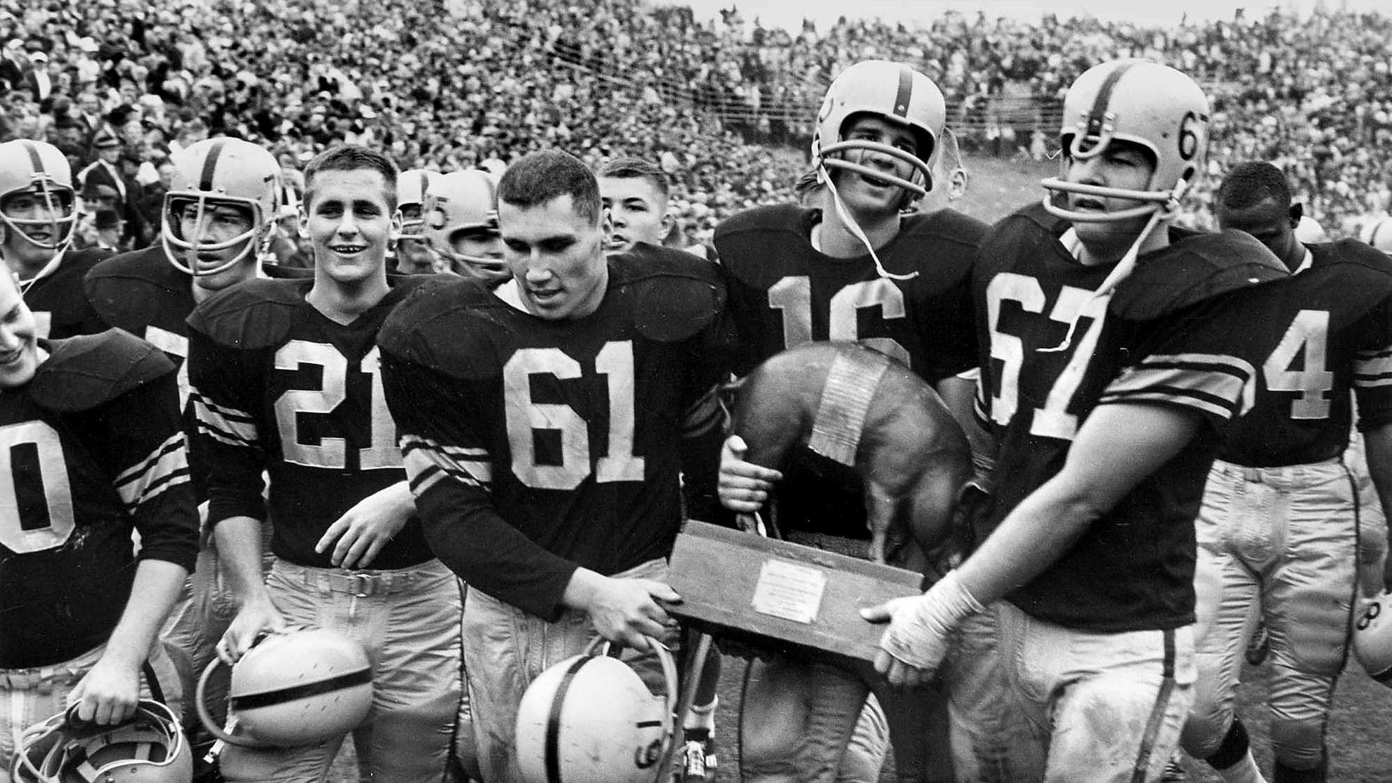 Mike Reilly and Sons Recognized as Honorary Captain - Iowa Hawkeyes ...