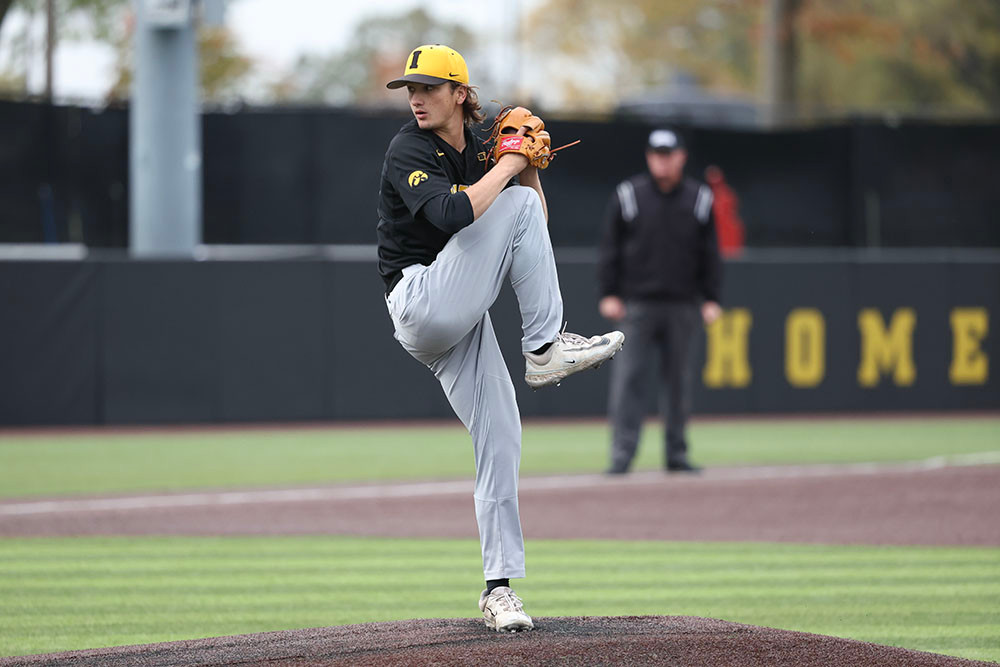Notes: Hawkeyes Open Season In Charleston - Iowa Hawkeyes Athletics ...