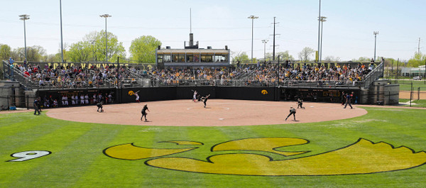 Bob Pearl Softball Field – University of Iowa Athletics