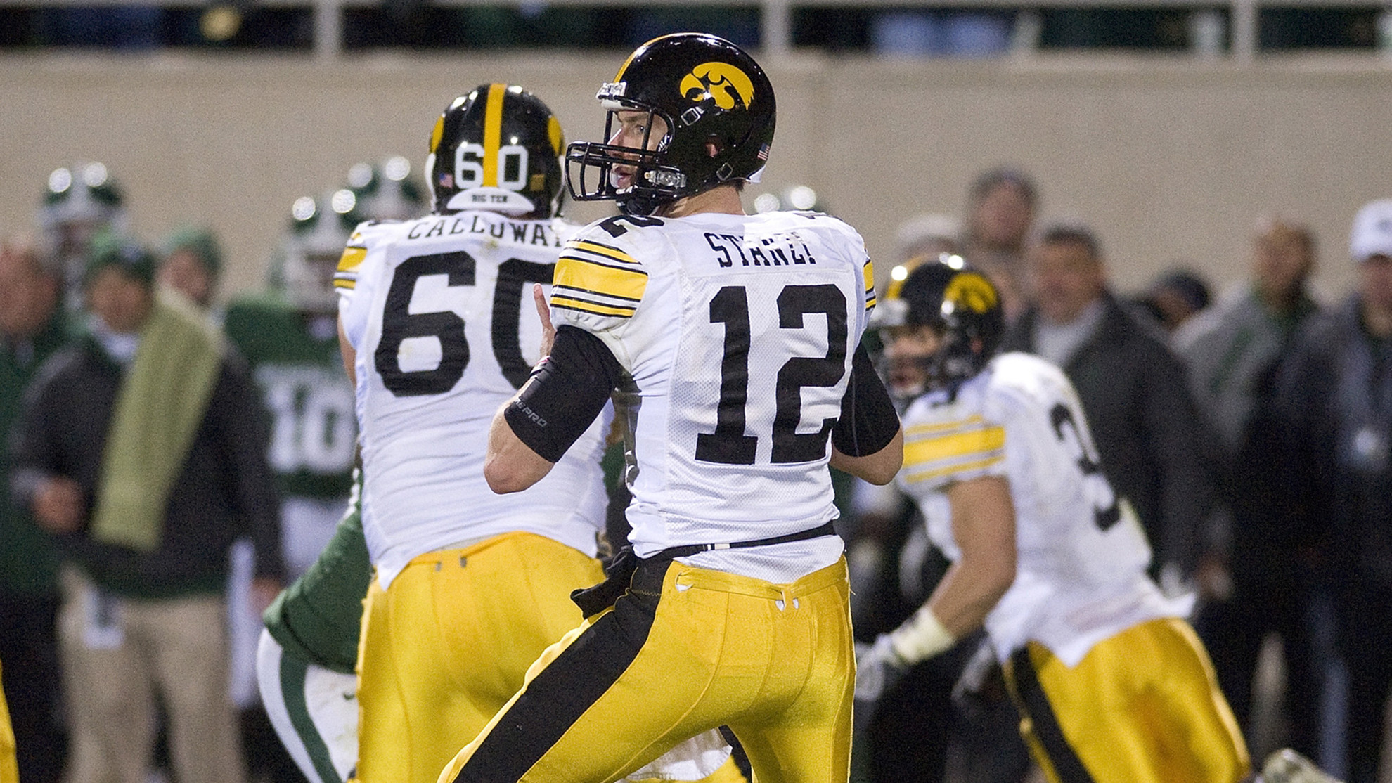 Ricky Stanzi Is Honorary Captain - Iowa Hawkeyes Athletics - Official ...