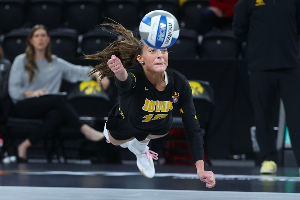 Photos: Iowa Volleyball vs Maryland - Iowa Hawkeyes Athletics ...