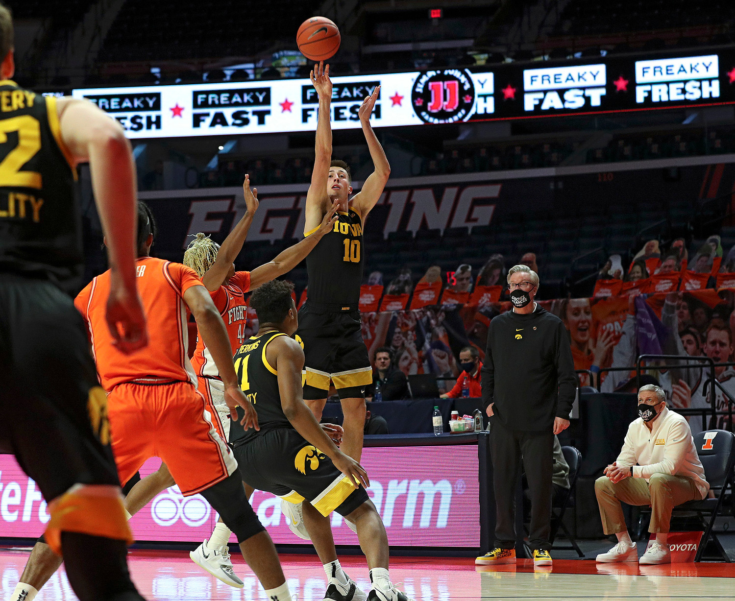 PHOTOS: Iowa Men’s Basketball at Illinois – 1.29.21 – University of ...