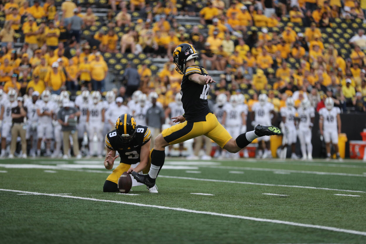 Hawkeyes Rush Past Broncos, 41-10 – University of Iowa Athletics