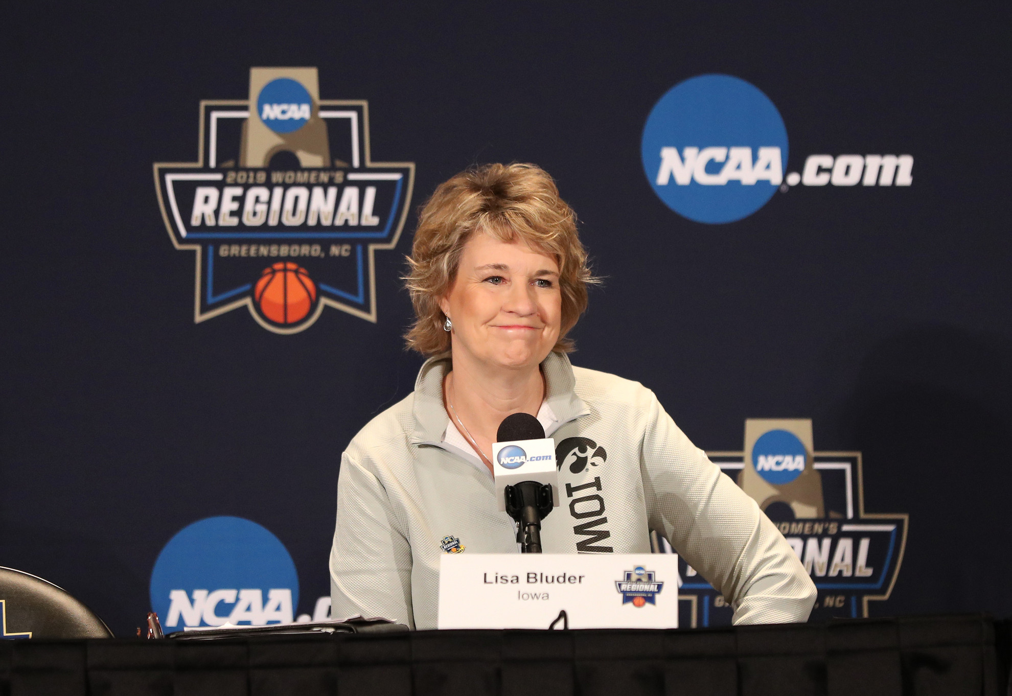 WBB: SWEET 16 MEDIA AND PRACTICE - Iowa Hawkeyes Athletics - Official ...