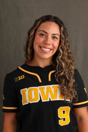 Tatianna Roman - Softball 2022-23 - Iowa Hawkeyes Athletics - Official ...