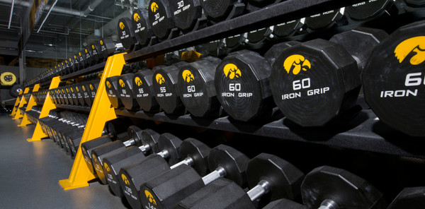 Carver-Hawkeye Arena Weight Room Facility – University of Iowa Athletics