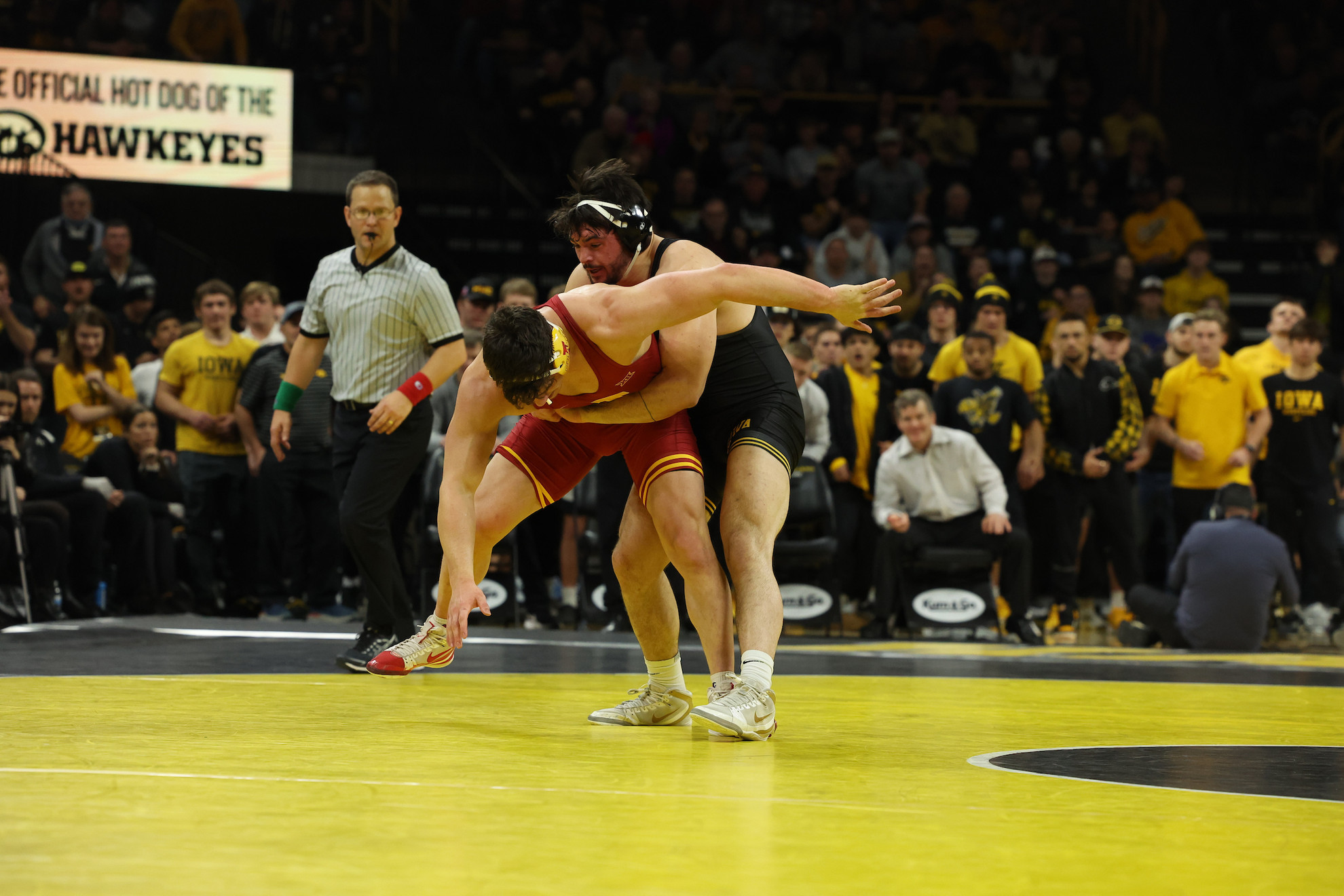 No. 2 Iowa Wins 18th Straight Over Iowa State - Iowa Hawkeyes Athletics ...