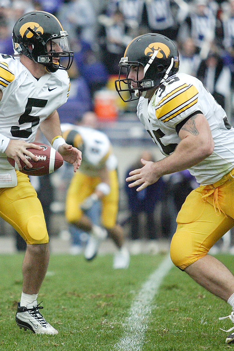 Alamo Bowl Countdown: Tom Busch – University of Iowa Athletics