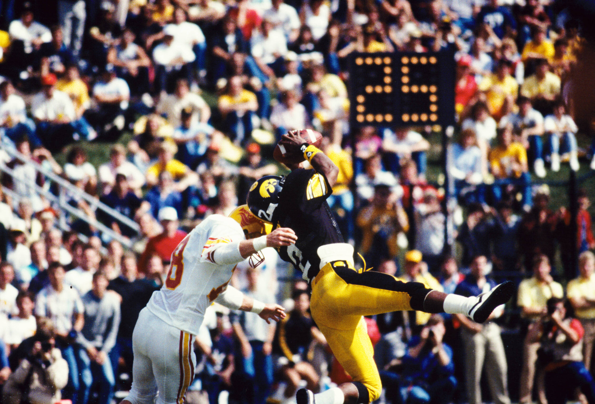 Robert Smith To Serve As Honorary Captain - Iowa Hawkeyes Athletics ...