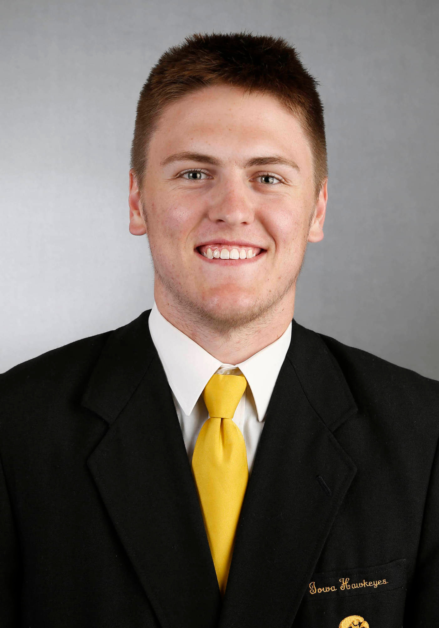Nick Niemann - Football 2016-17 - Iowa Hawkeyes Athletics - Official ...