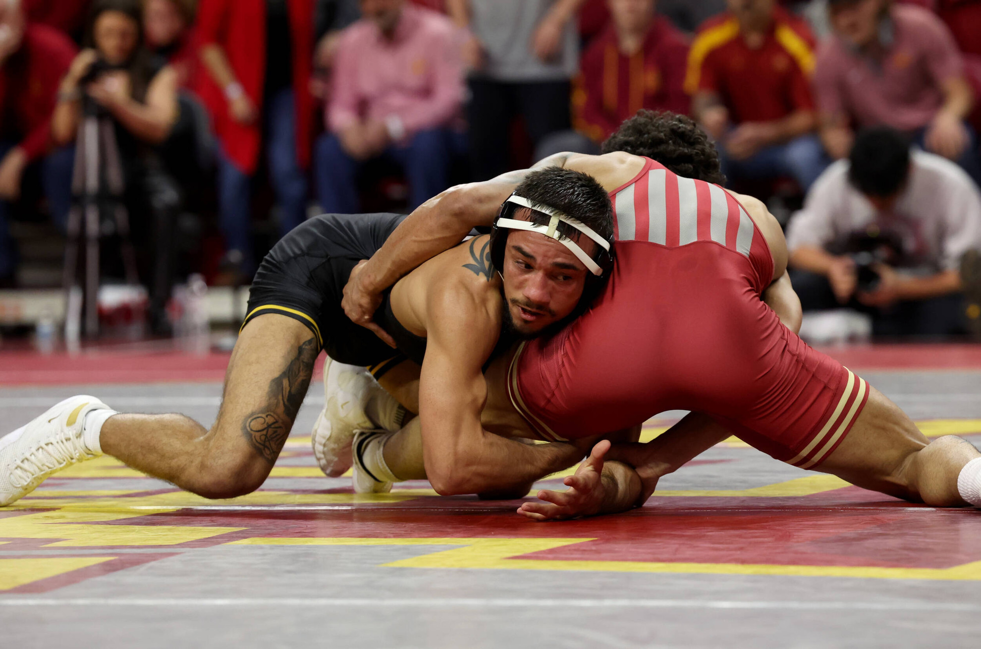 Hawkeyes Win 19th Straight Against Cyclones - Iowa Hawkeyes Athletics ...