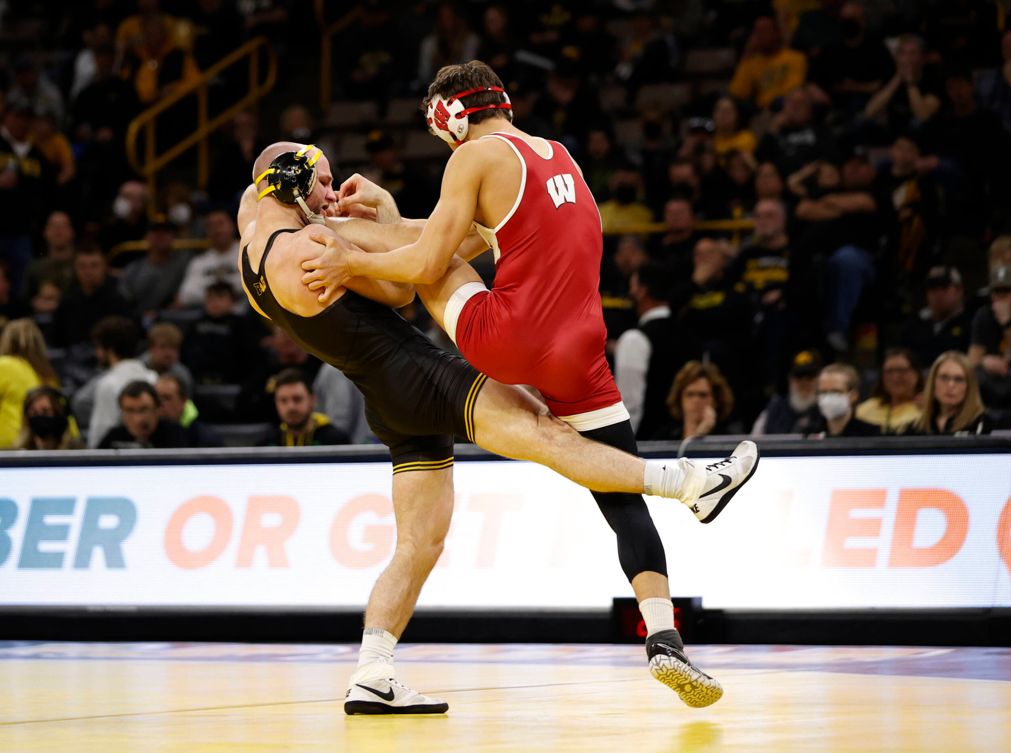Alex Marinelli Named Big Ten Co-Wrestler of the Week - Iowa Hawkeyes ...