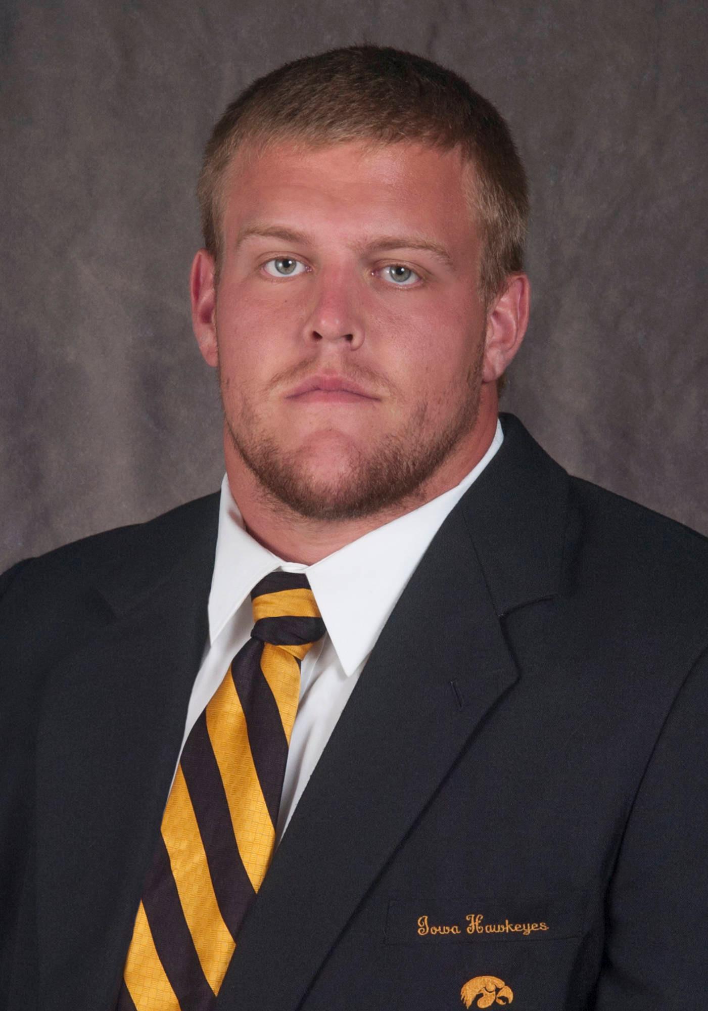 Brandon Scherff - Football 2010-11 - Iowa Hawkeyes Athletics - Official ...