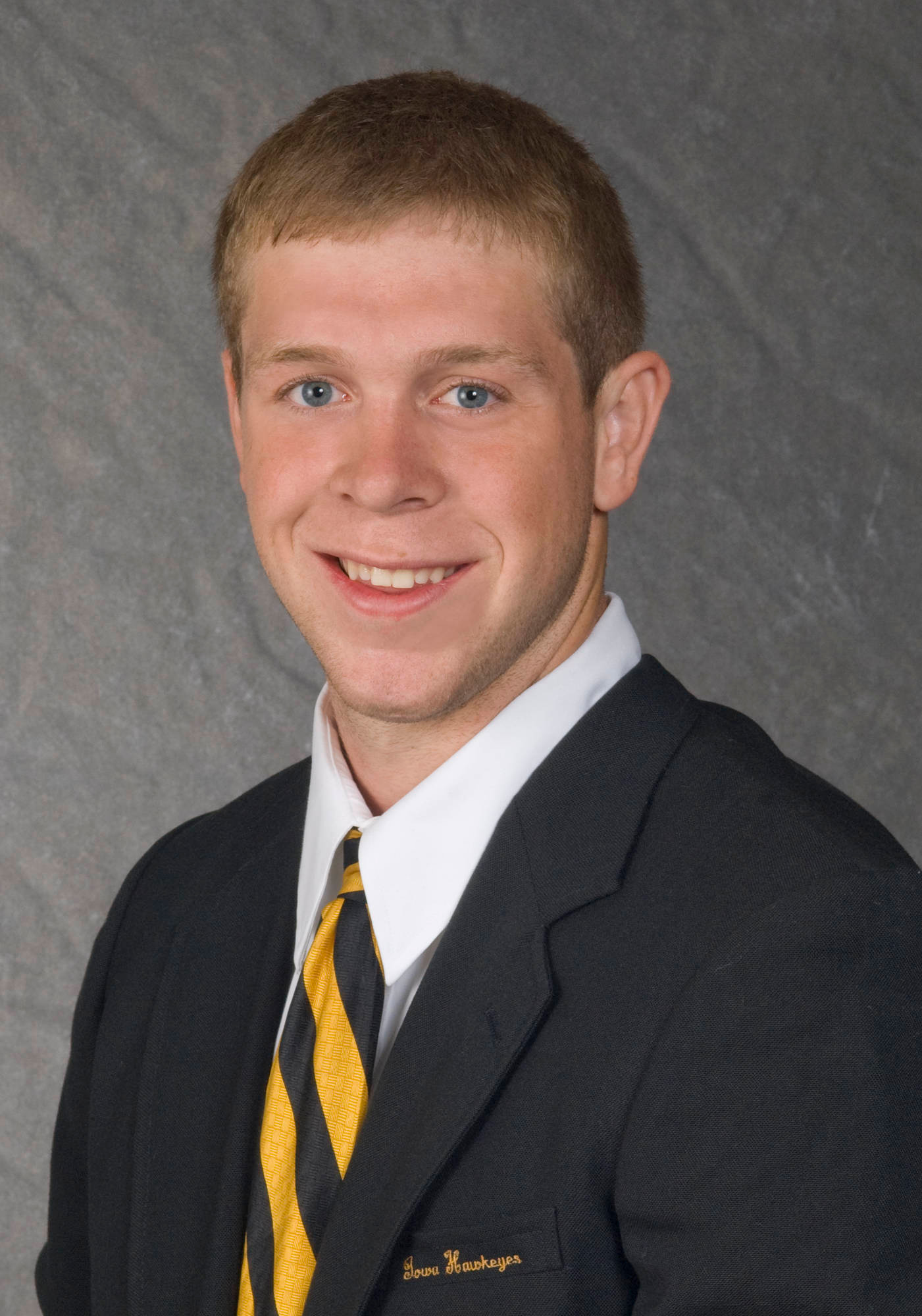 Jared Kracke - Football 2011-12 - Iowa Hawkeyes Athletics - Official ...