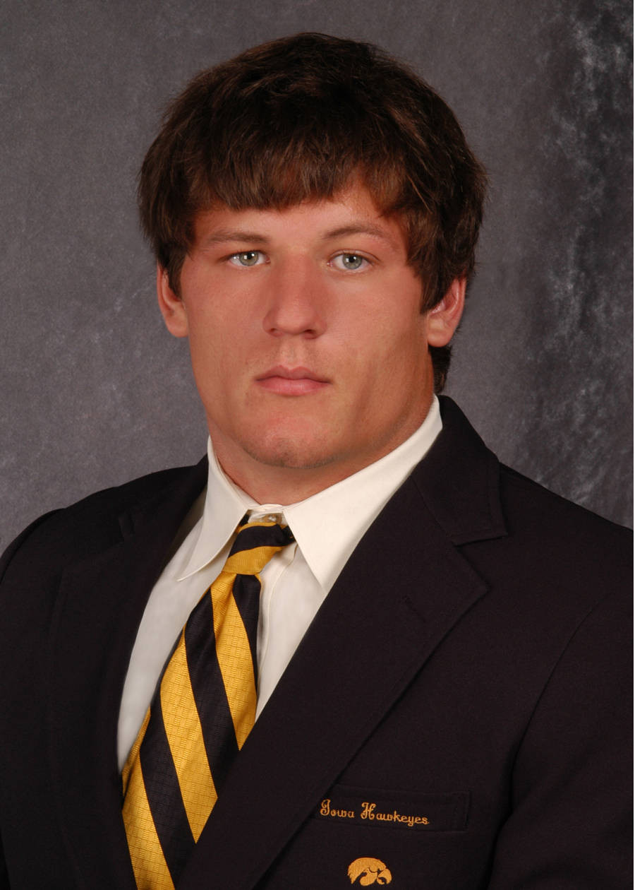 Karl Klug - Football 2007-08 - Iowa Hawkeyes Athletics - Official ...