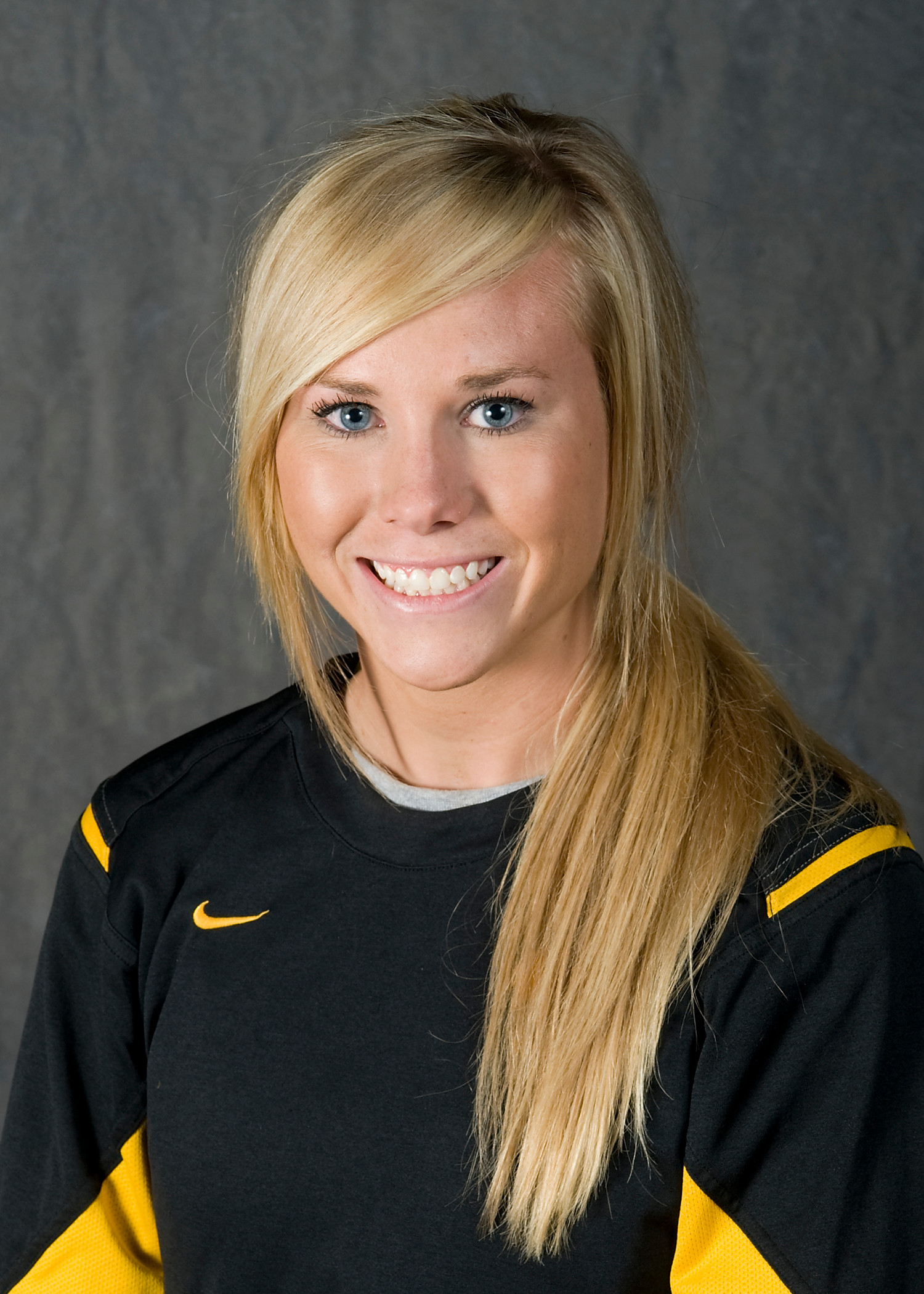Abby Zimmerman - Women's Soccer 2011-12 - Iowa Hawkeyes Athletics ...