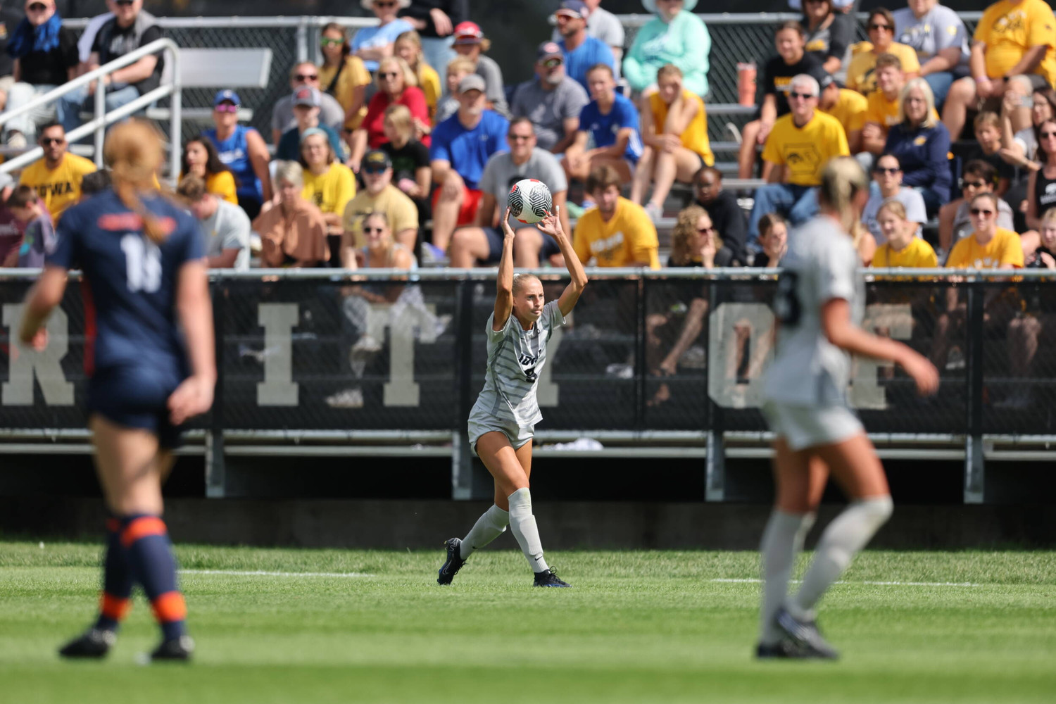 Iowa Ties Illinois, 1-1 – University of Iowa Athletics