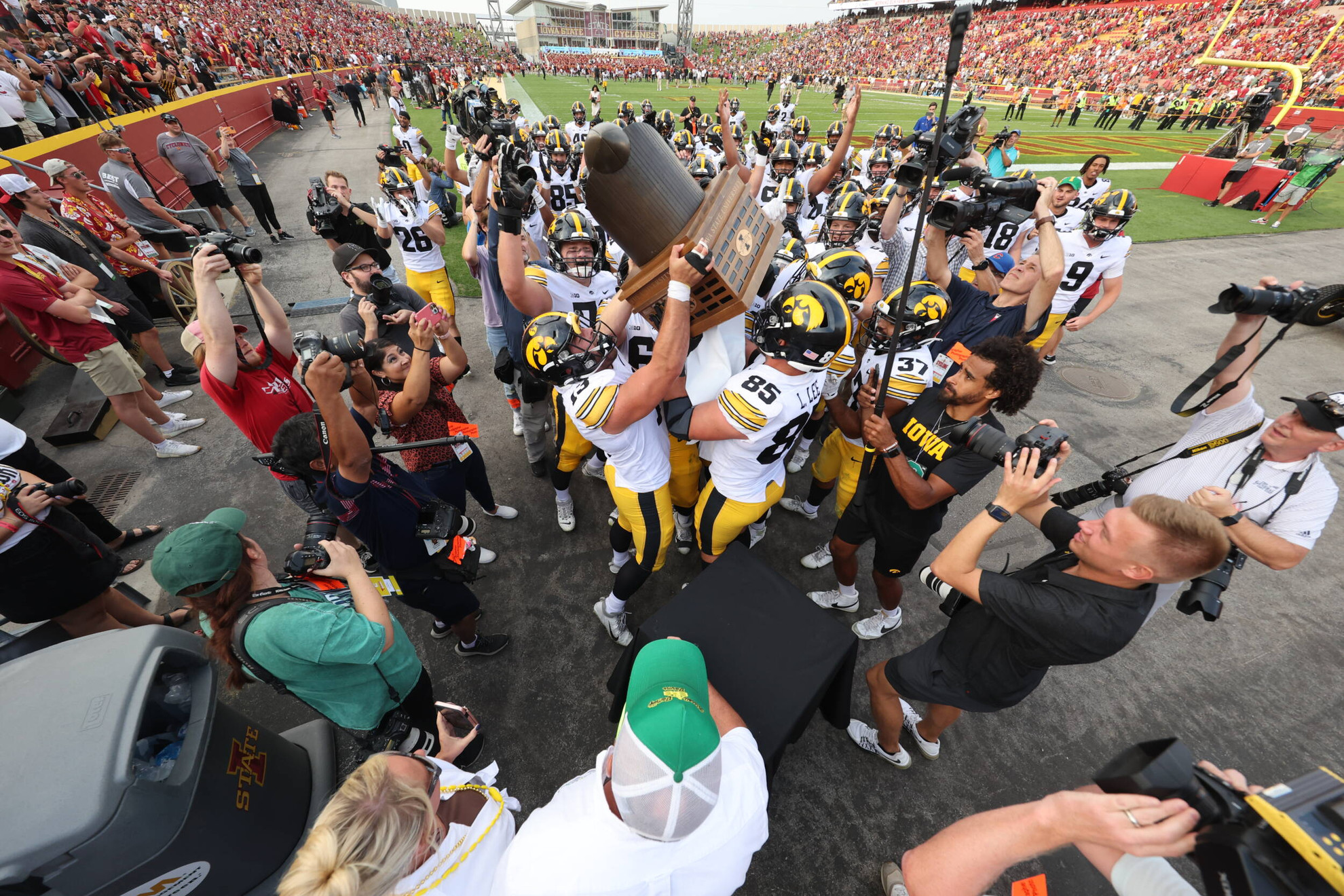 Hawkeyes Bring Home Cy-Hawk Trophy - Iowa Hawkeyes Athletics - Official ...