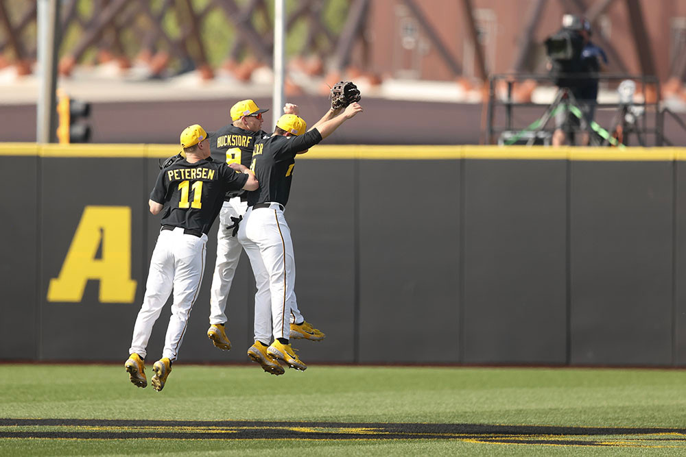 Listen Live: Baseball vs Ohio State - Iowa Hawkeyes Athletics ...