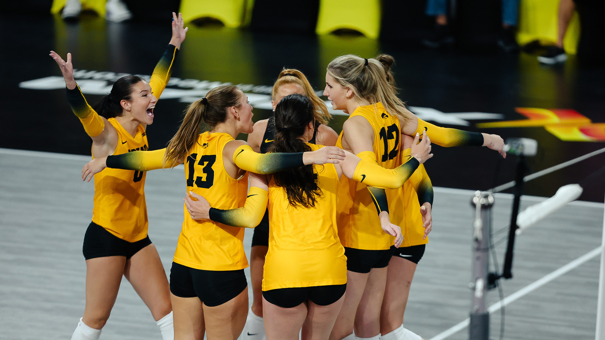 Hawkeyes Match Program’s Best Start with Sweep of Loyola Chicago - Iowa ...