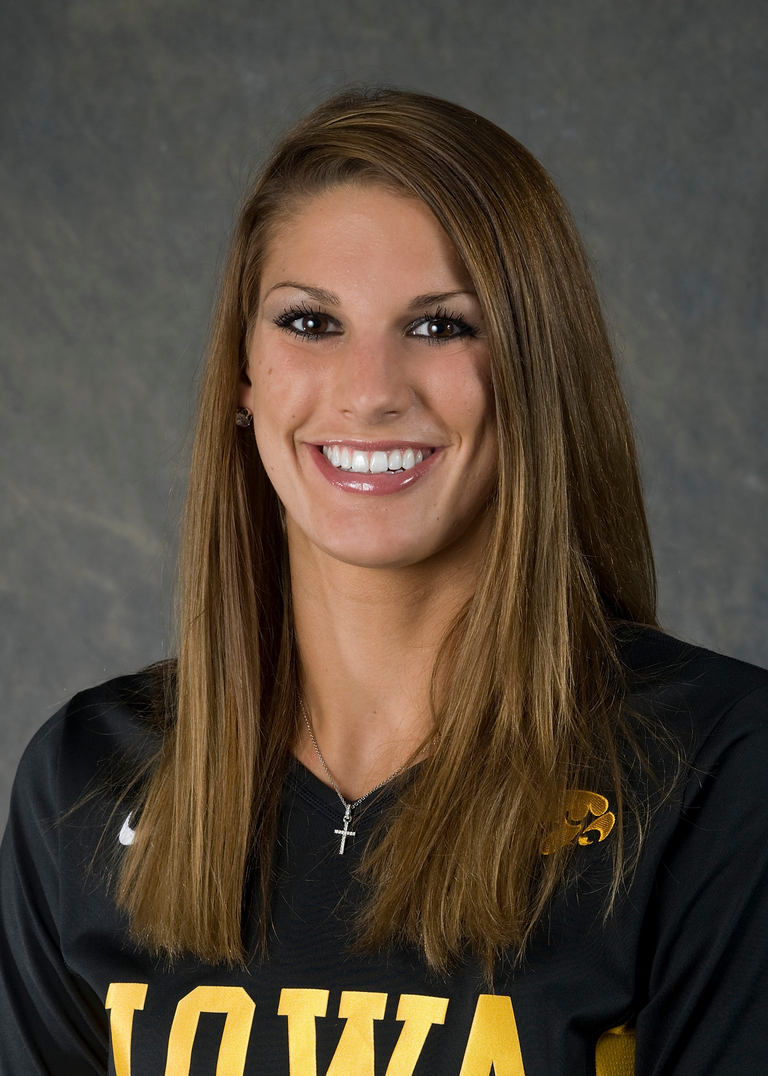 Becky Walters - Volleyball 2007-08 - Iowa Hawkeyes Athletics - Official ...