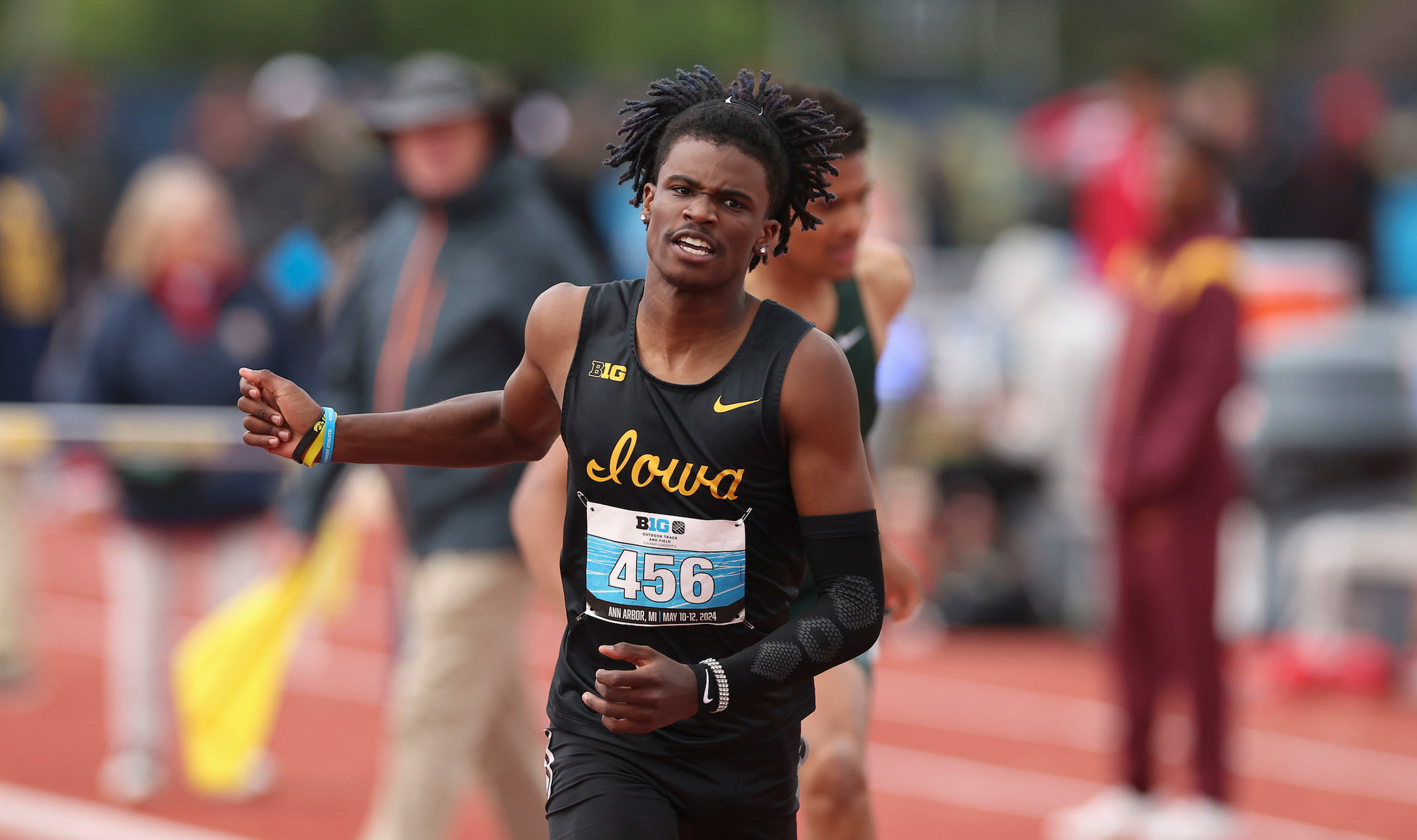 Track and Field Notebook: Drake Relays, Kip Janvrin Open - Iowa ...
