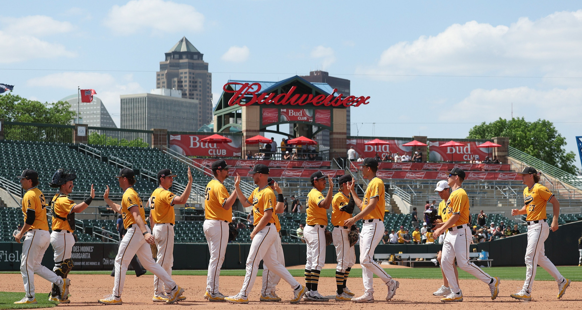 Tickets Remain for Des Moines Series with No. 10 Oregon State - Iowa ...