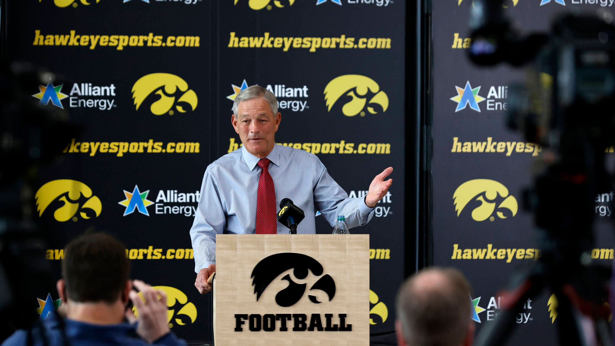 Watch - Coach Ferentz Press Conference | Nov. 4 - Iowa Hawkeyes ...