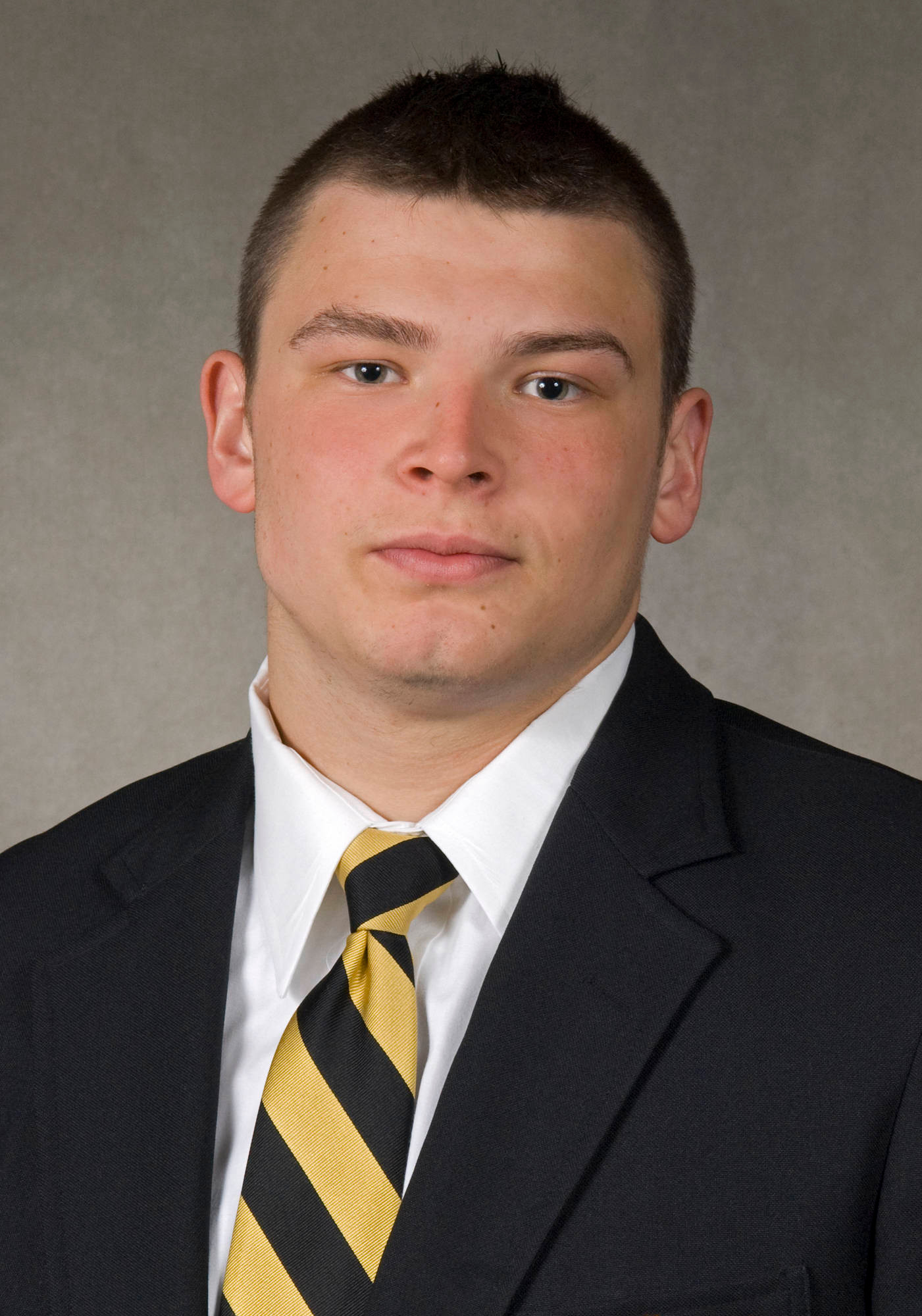 Markus Zusevics - Football 2007-08 - Iowa Hawkeyes Athletics - Official ...