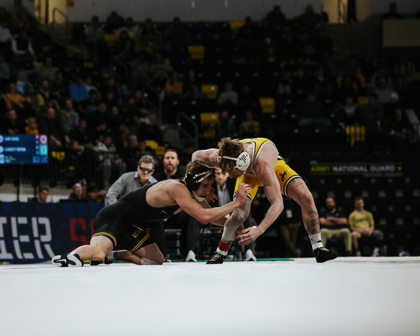 8 Hawkeyes Win Solider Salute Titles – University of Iowa Athletics
