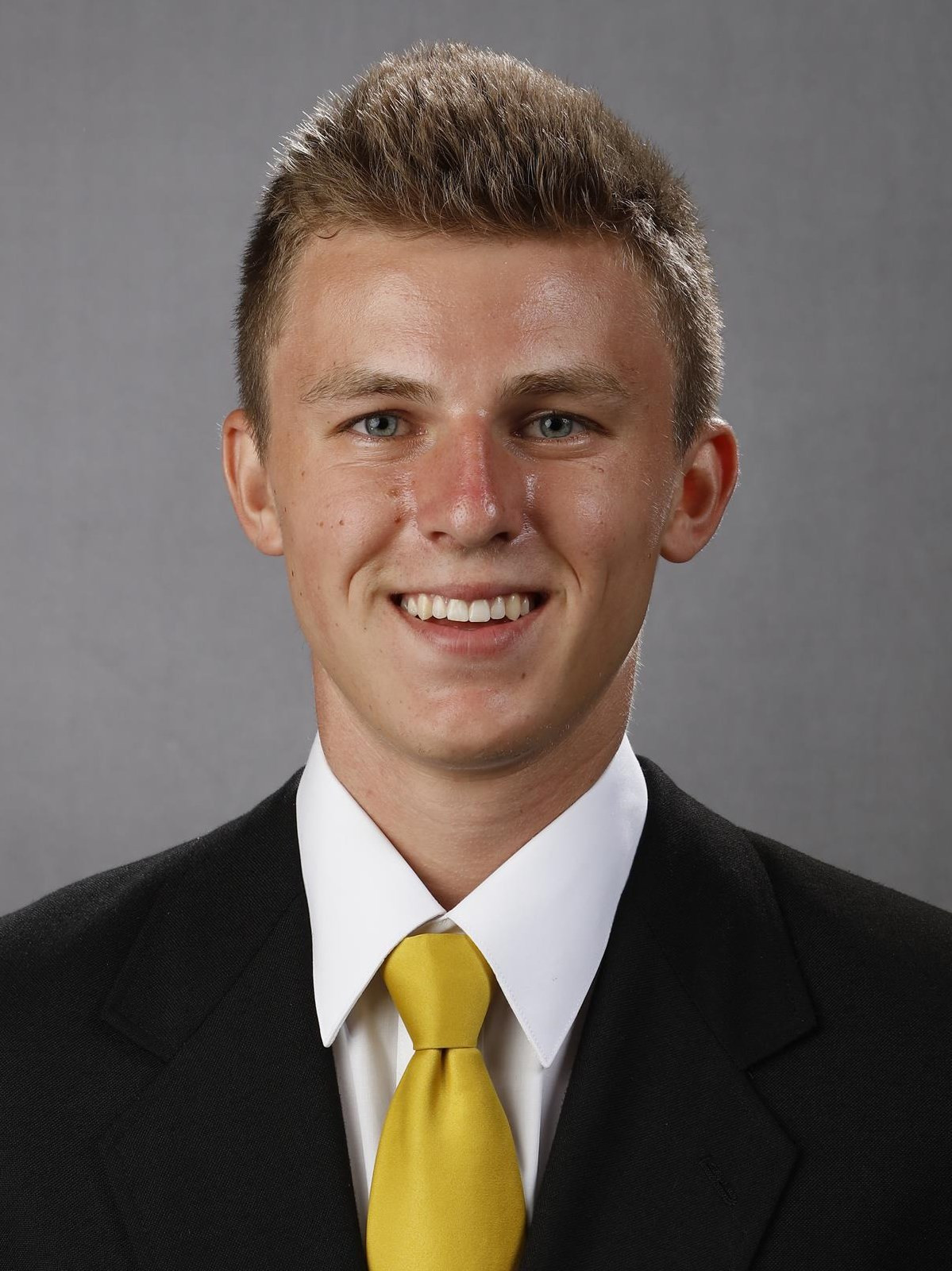 Daniel Gaynes - Men's Track & Field 2019-20 - Iowa Hawkeyes Athletics ...