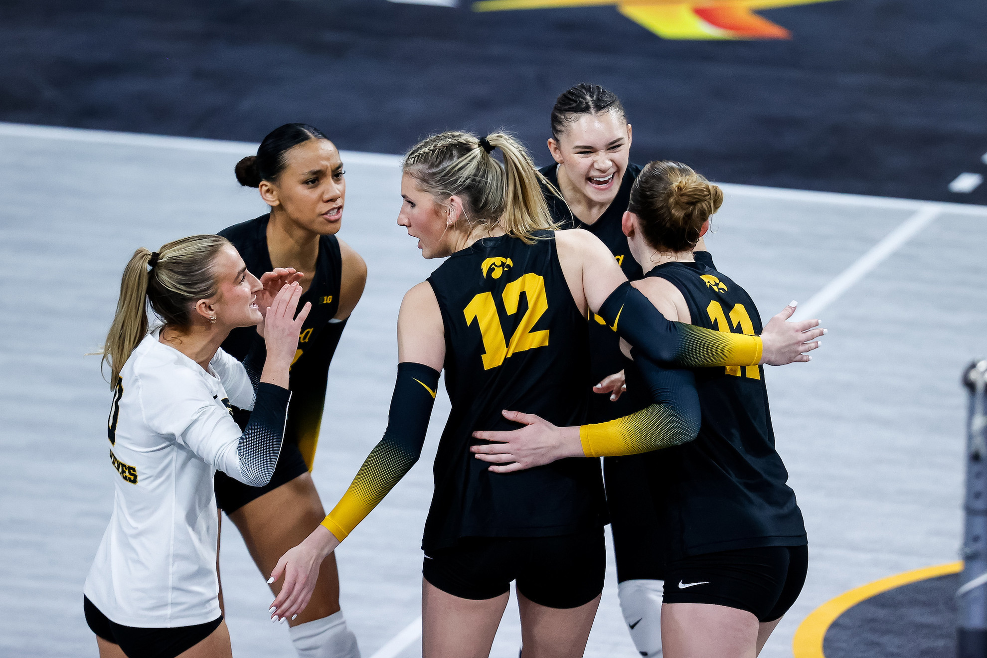 VB Notebook: at UCLA, No. 20 USC - Iowa Hawkeyes Athletics - Official ...