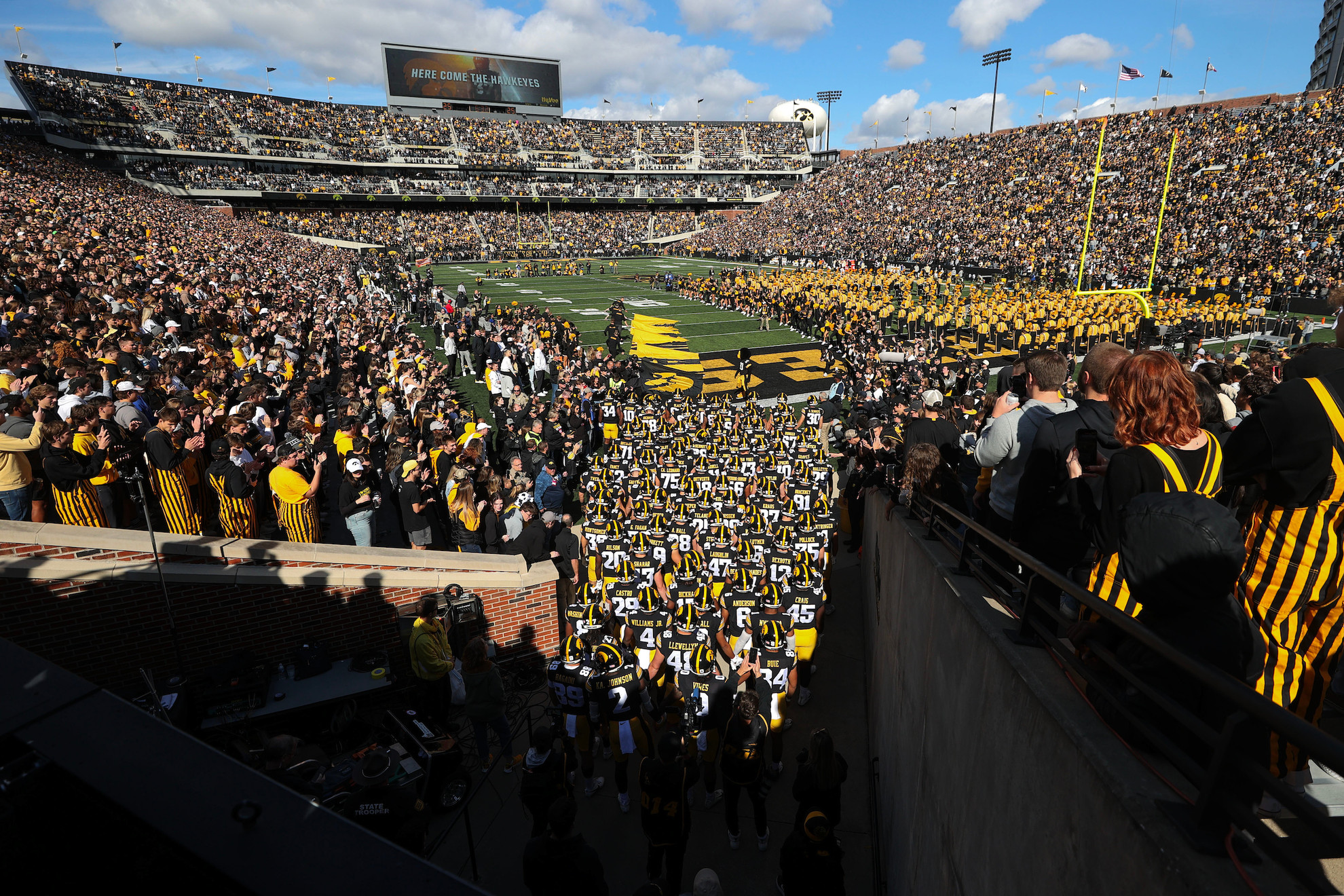 5 More Games Sell Out - Iowa Hawkeyes Athletics - Official Athletics ...
