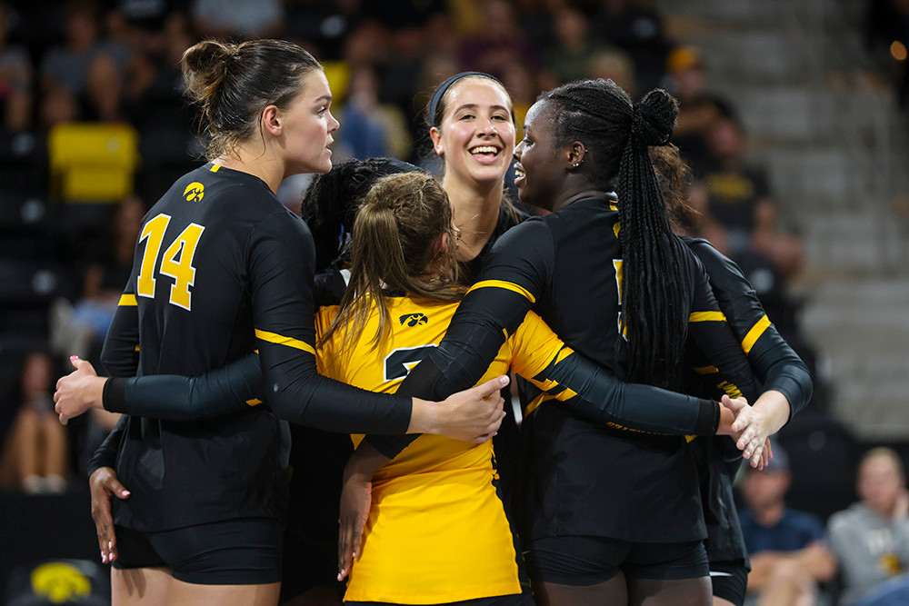 Photos: Iowa Volleyball Media Day, Black and Gold Scrimmage and Youth ...