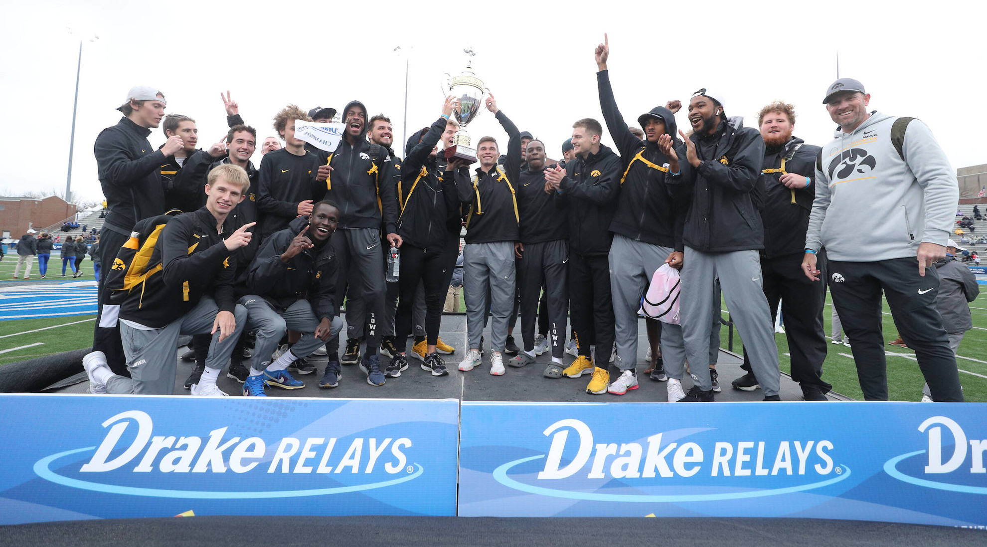 Hawkeyes Claim Drake Relays Cup - Iowa Hawkeyes Athletics - Official ...