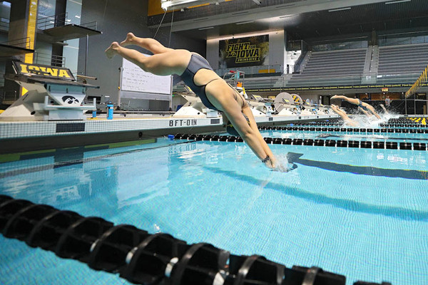 Campus Recreation and Wellness Center – University of Iowa Athletics