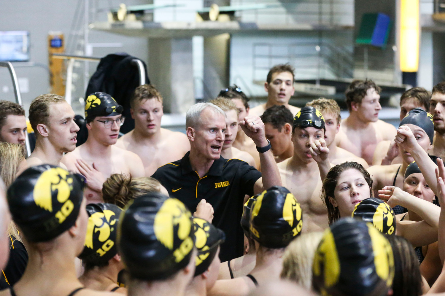 Long Steps Down as Iowa Swimming & Diving Coach – University of Iowa ...