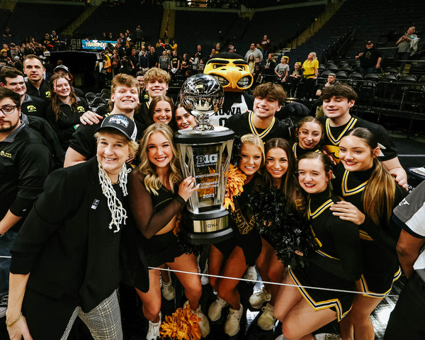 Hawkeye Women Rise – University of Iowa Athletics