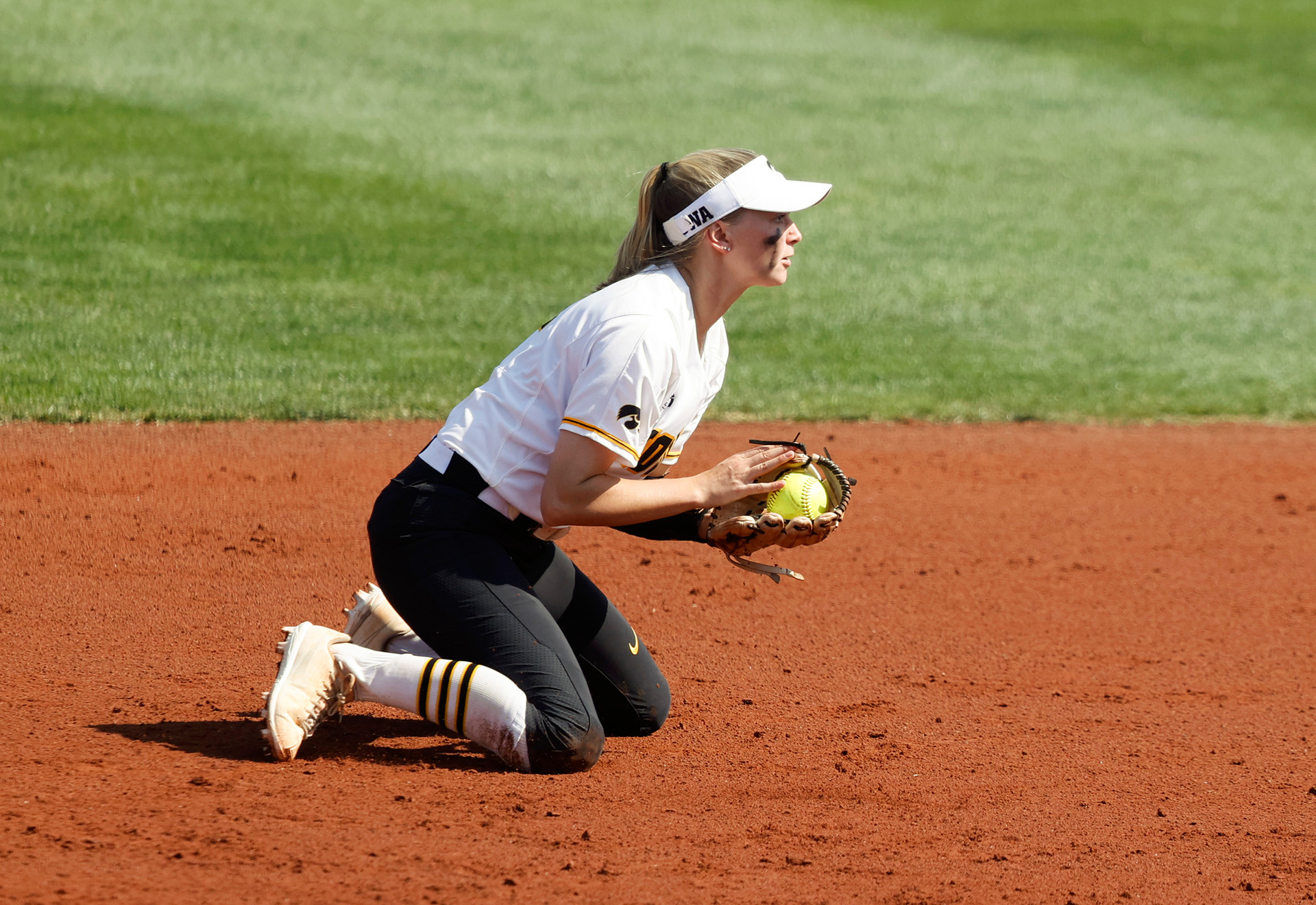 Iowa Softball Schedule Change - Iowa Hawkeyes Athletics - Official ...