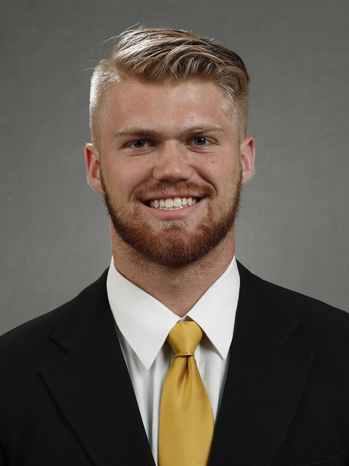 John Waggoner - Football 2018-19 - Iowa Hawkeyes Athletics - Official ...