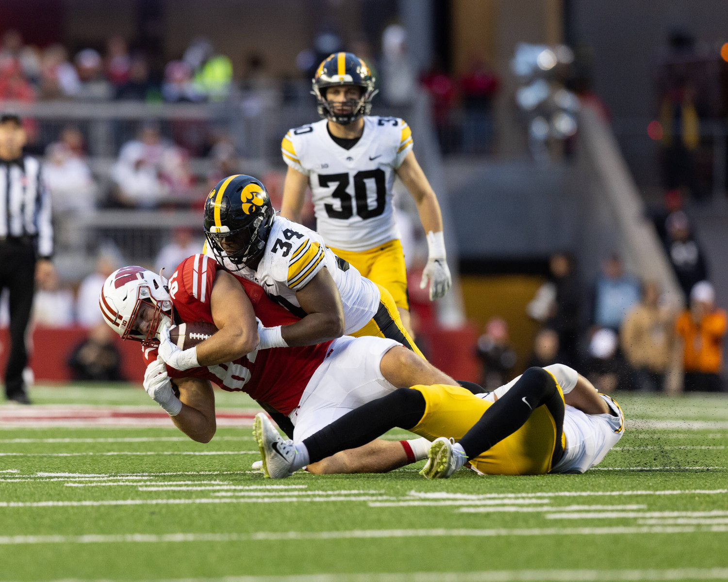 3 Hawkeyes Named to Chuck Bednarik Award Watch List – University of ...