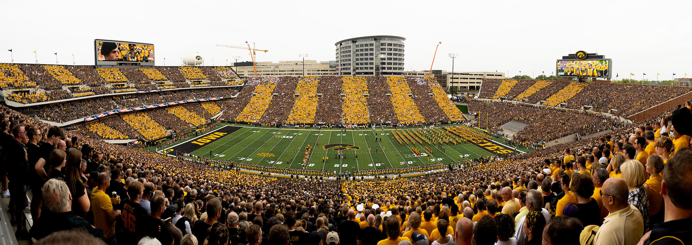 2 Former Iowa Football Players Pass – University of Iowa Athletics