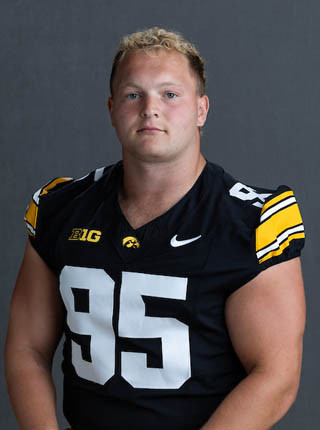 Aaron Graves - Football 2025-26 - Iowa Hawkeyes Athletics - Official ...